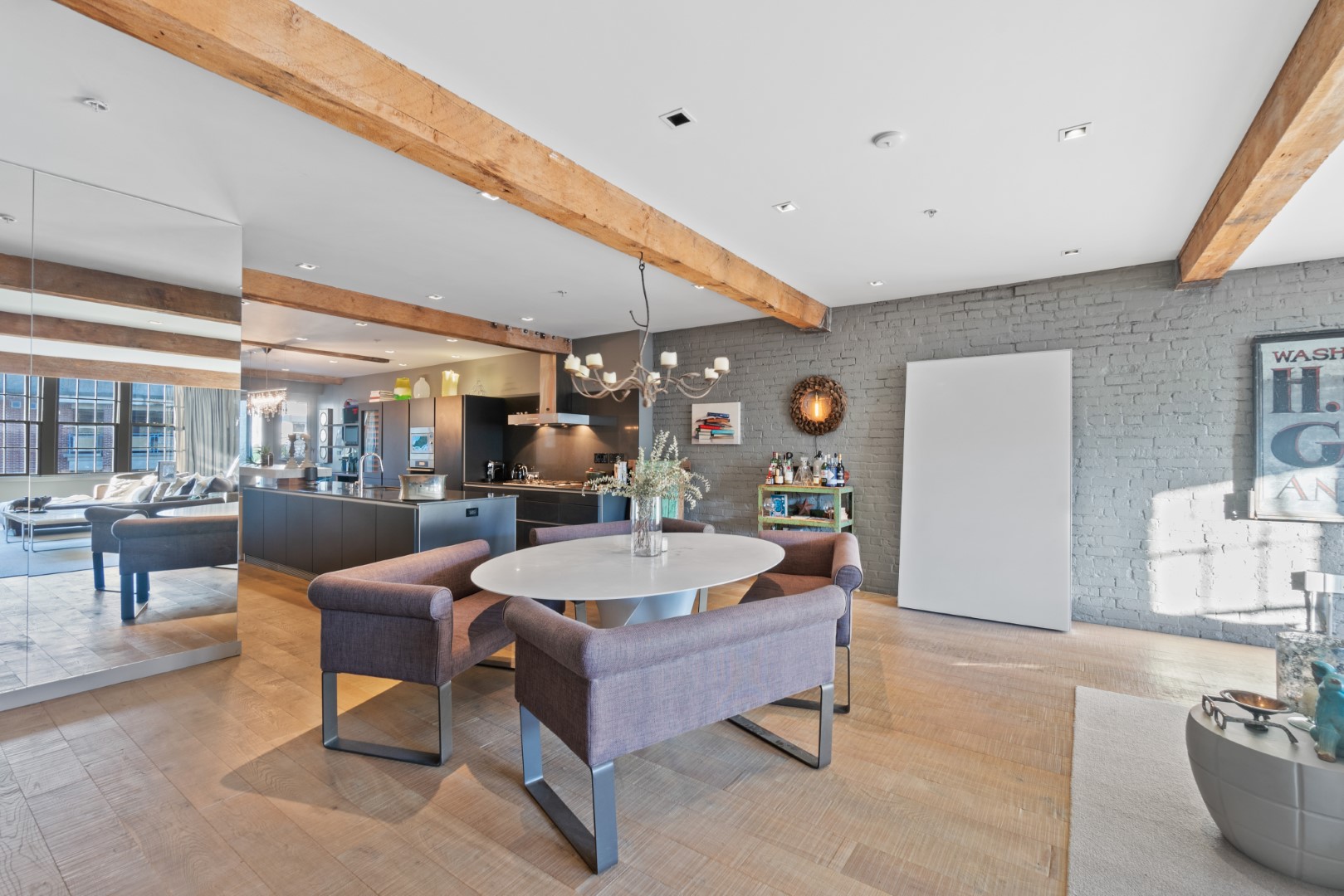 #40 – 133 Keefer Street - Eric Christiansen