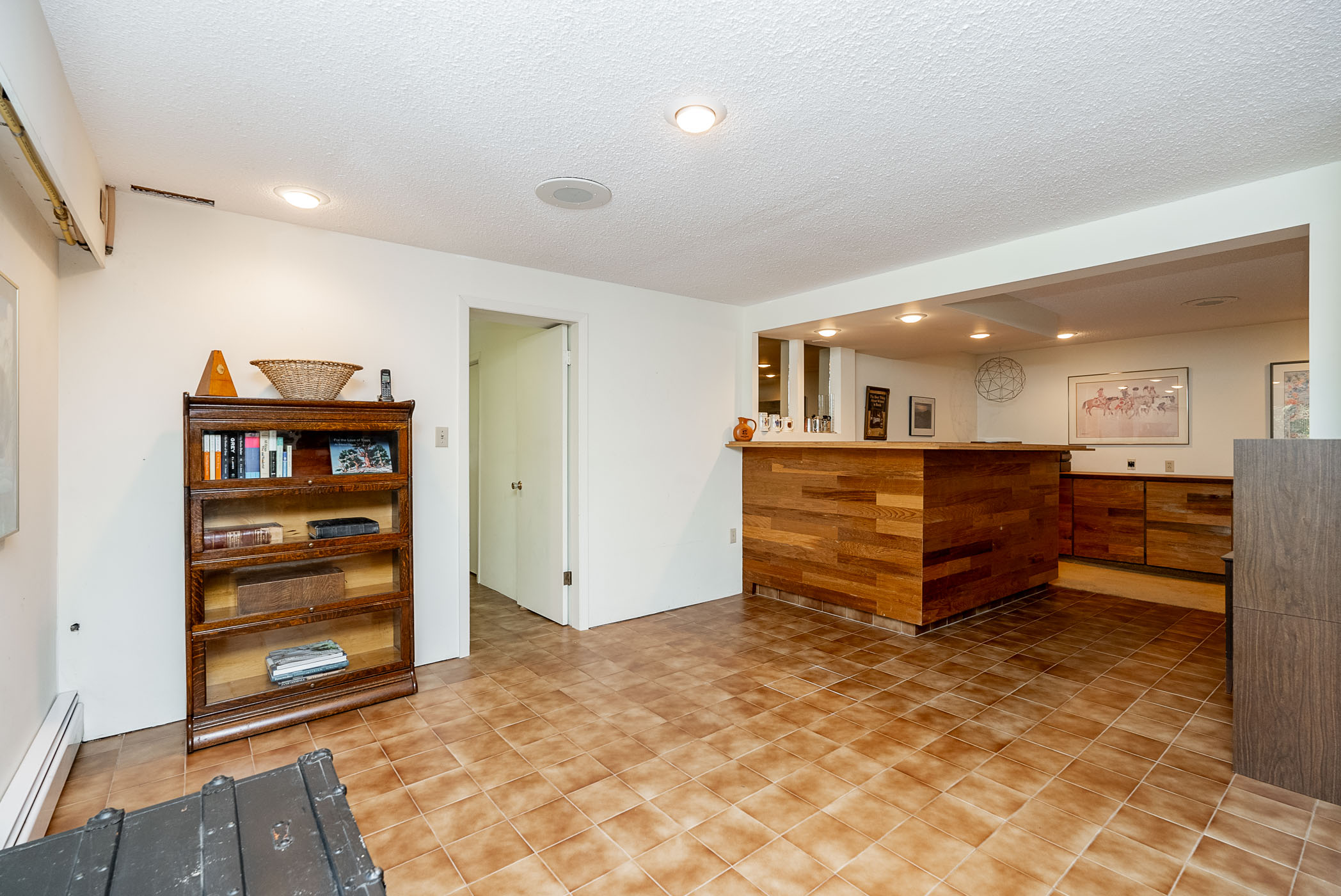 #540 Robin Hood Road - West Vancouver - Eric Christiansen