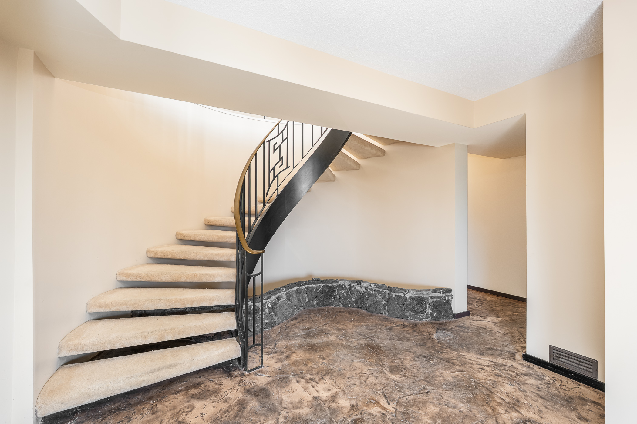 1395 Chartwell Drive - Eric Christiansen